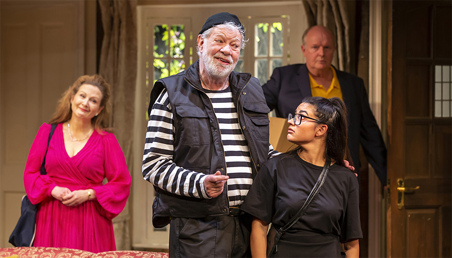 Noises Off - UK Tour Review - Things We Enjoy