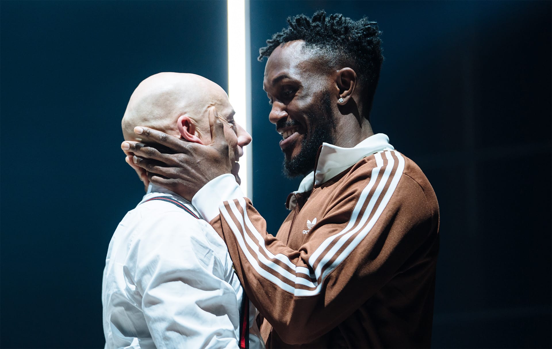 Edward II (RSC) Review - Daggett and Evans' bloodsoaked battle royale ...